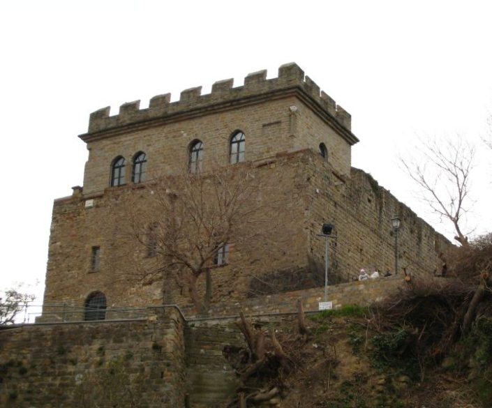 MUGGIA (Ts). Il centro storico ed il castello. - Archeocarta del Friuli ...