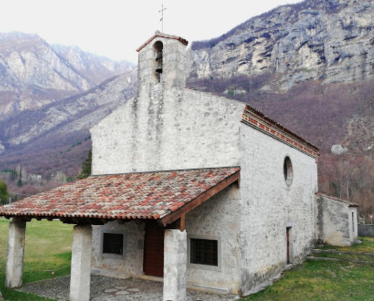 VENZONE (UD). Chiesa di Santa Lucia Vergine e Martire in Portis ...